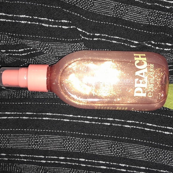 Victoria's Secret | Bath & Body | Shimmer Peach Body Mist | Poshmark